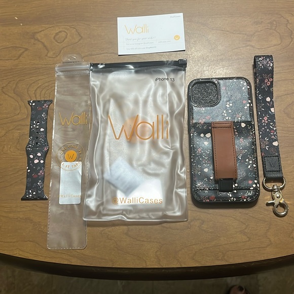 Walli | Accessories | Brandnew Walli Midnight Floral Set | Poshmark